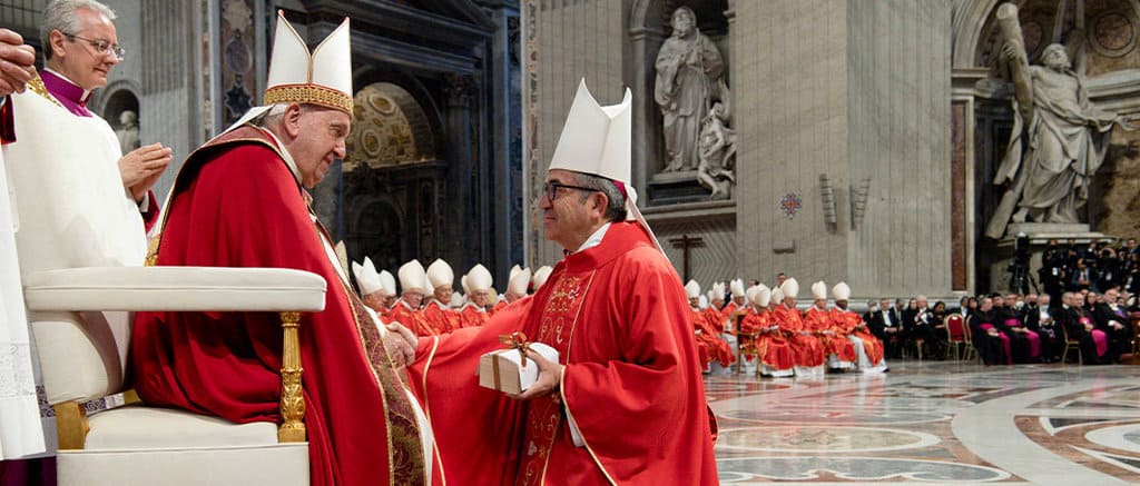 'Go Out to the World,' Pope Says at Pallium Mass - Maryknoll Magazine
