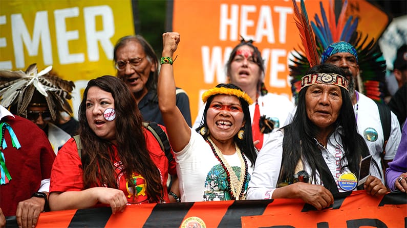 Catholics Protest in New York March against Fossil Fuels - Maryknoll ...